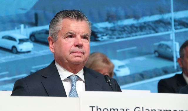 Grifols adelanta la salida del CEO Thomas Glanzmann y deja a Nacho Abia como único ejecutivo