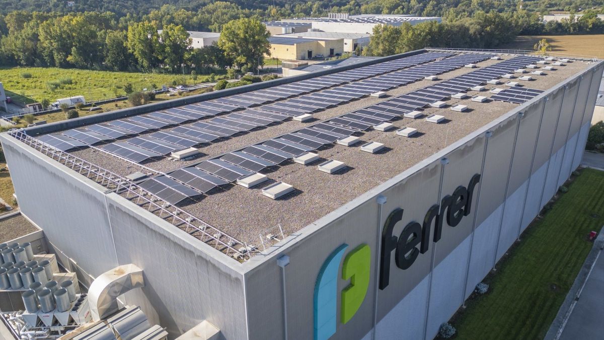 El Gelocatil passa a mans franceses: Ferren ven la farmaciola a Cooper ...